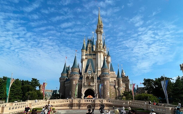 How Much Does A Tokyo Disneyland Ticket Cost?